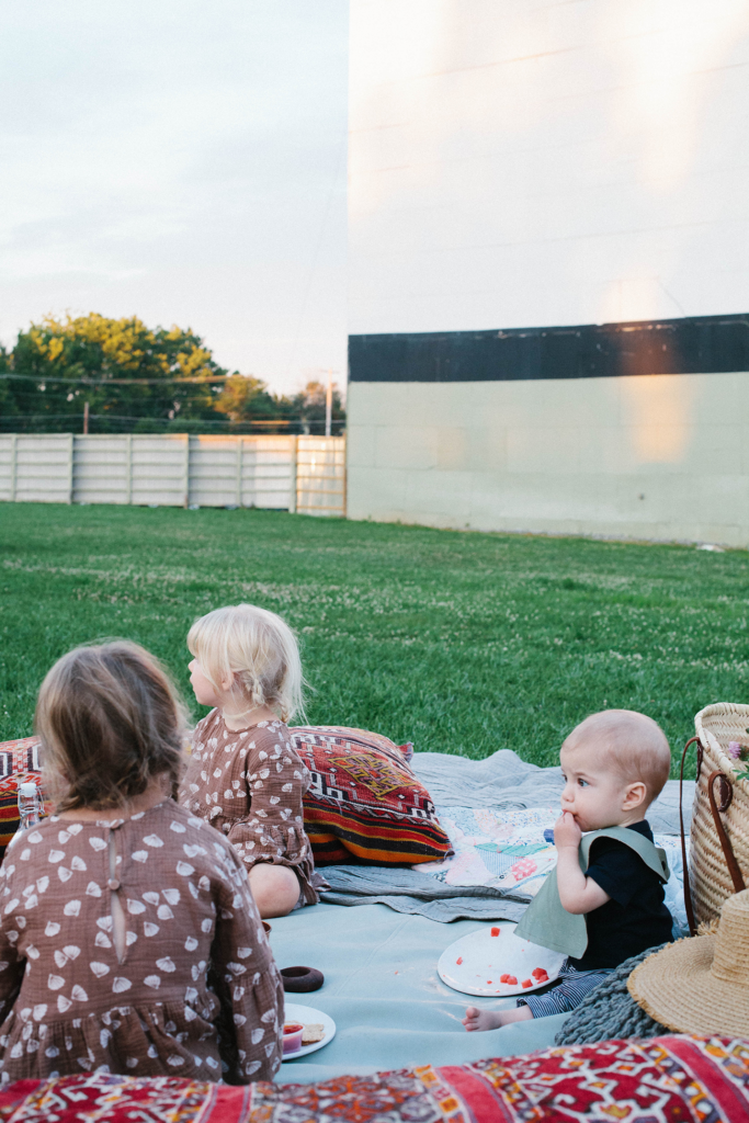Things To Do With Kids - Savoring Summer & An Evening Picnic at the ...